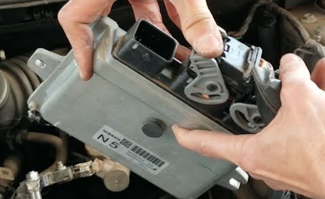 Common Engine Control Module Problems | Nissan Parts Plus