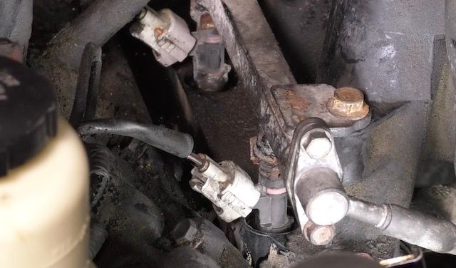 How To Replace A Nissan Fuel Injector | Nissan Parts Plus