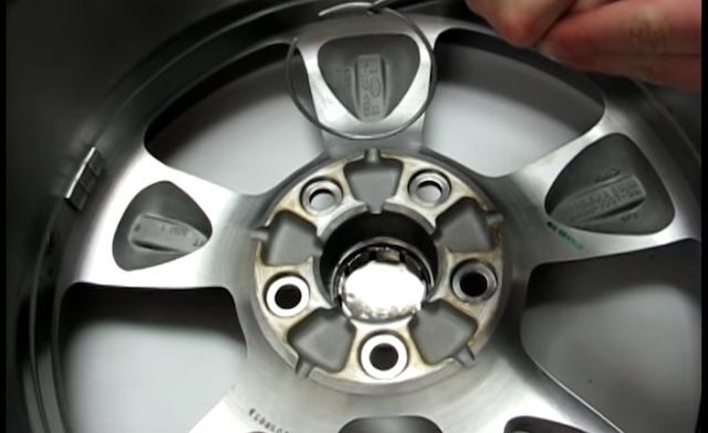 How To Replace Center Caps On Your Nissan | Nissan Parts Plus