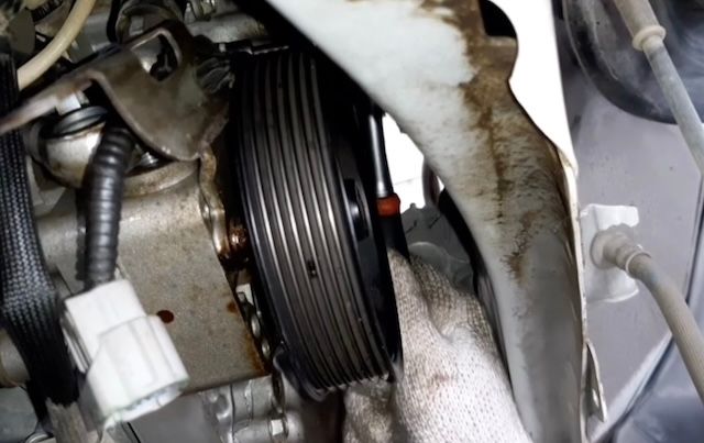 How To Diagnose A Failing Power Steering Pump: Common Steering Pump ...
