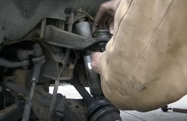 How To Replace A Nissan Ball Joint | Nissan Parts Plus