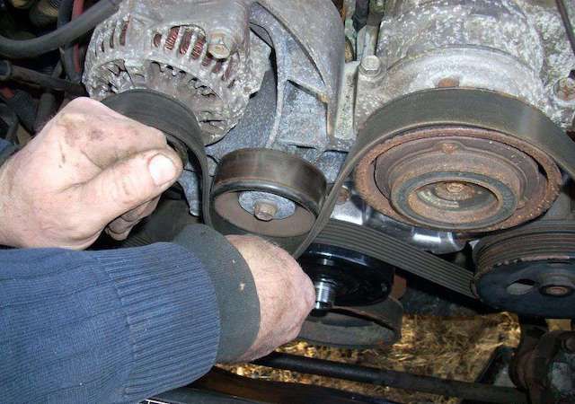 How To Replace A Toyota Highlander Serpentine Belt | Suburban Auto ...
