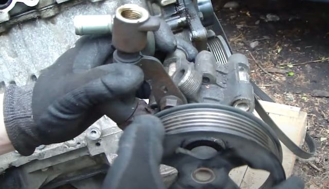 How To Diagnose A Failing Power Steering Pump: Troubleshooting Common Power Steering Pump ...